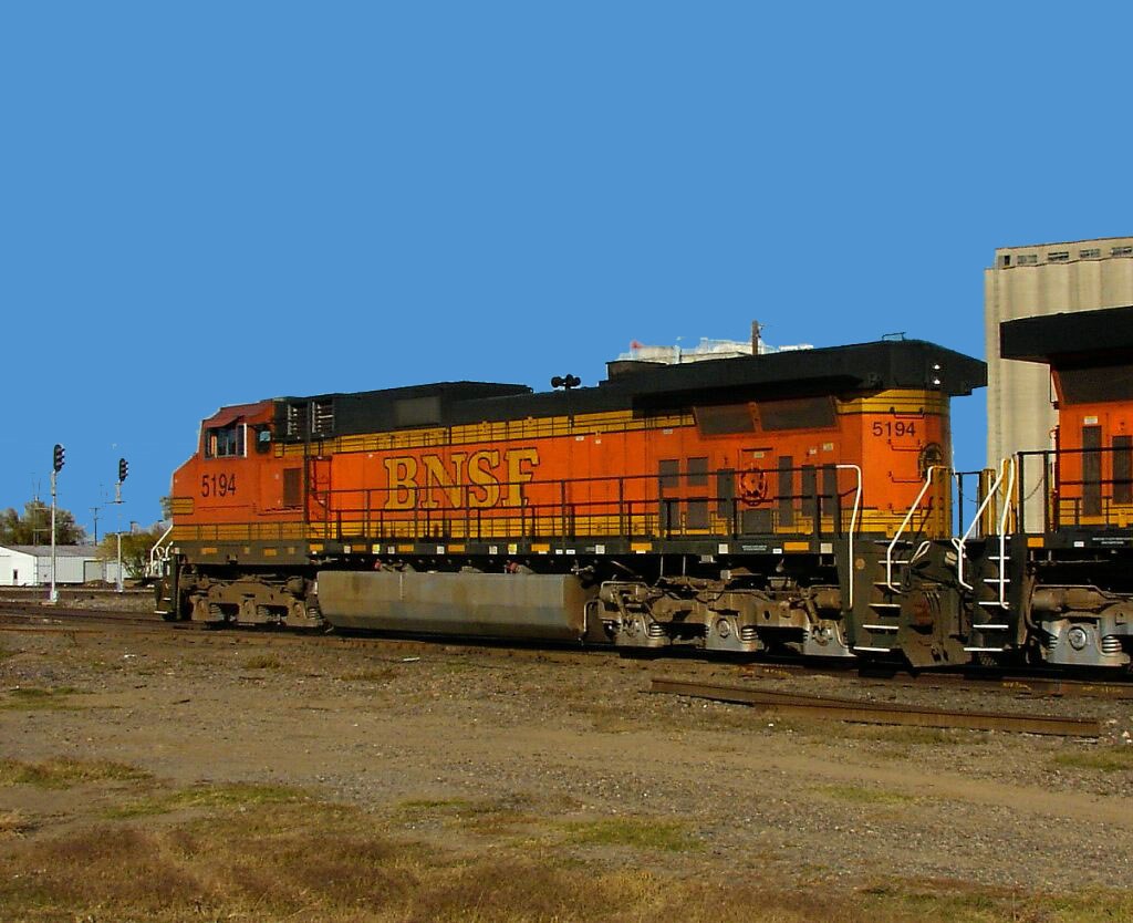 BNSF 5194